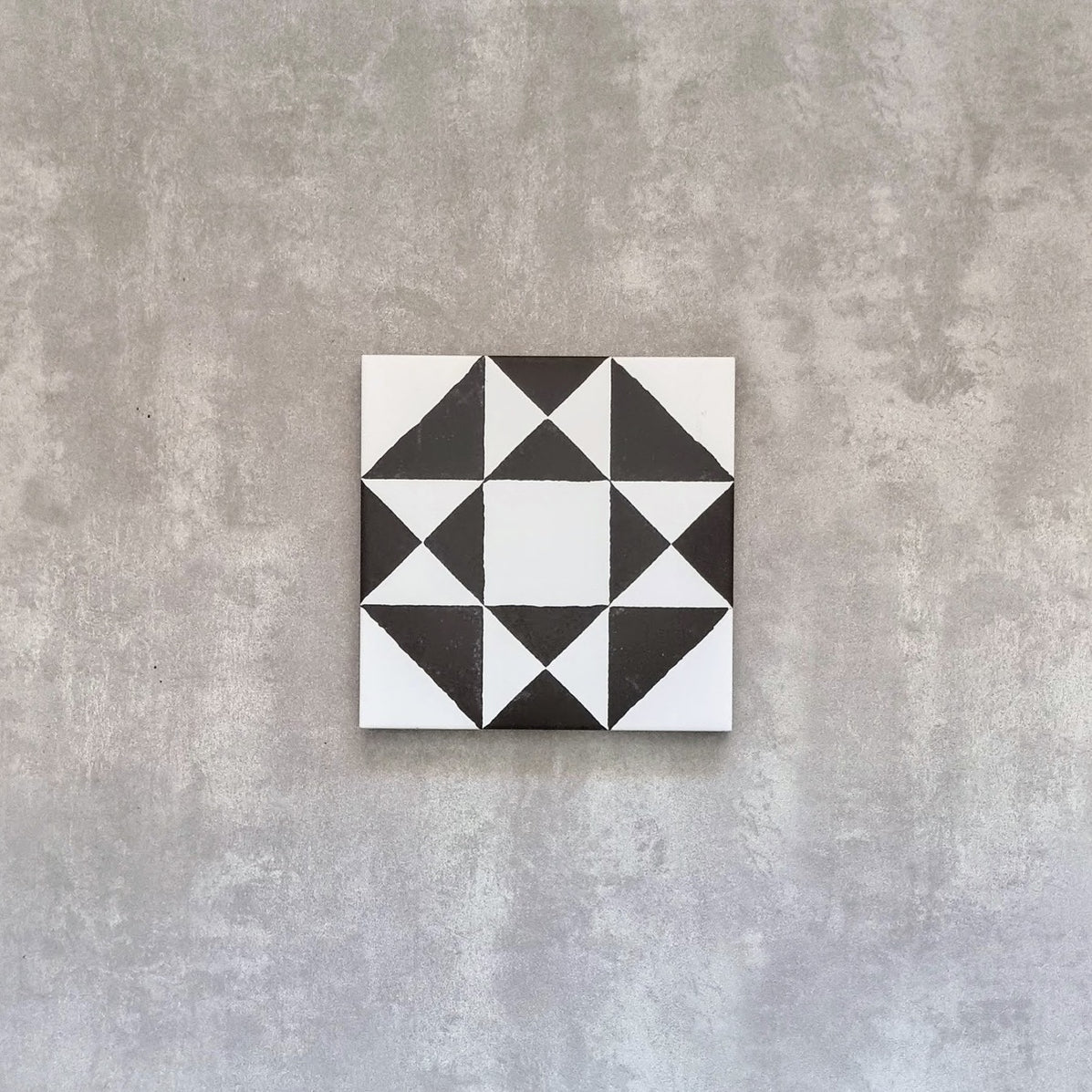 Maison White Decor Victorian Pattern Tile 20cm x 20cm — Artisan Tile ...