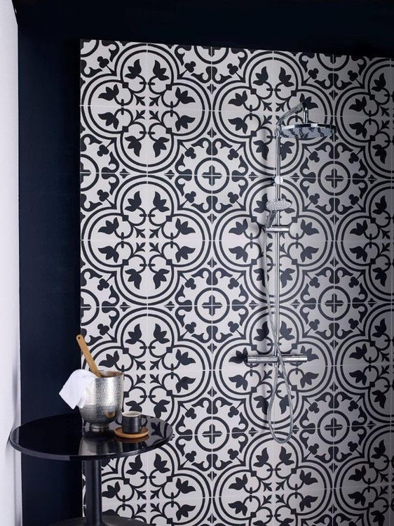 Paris Vintage White Moroccan Victorian Outdoor Tiles 25cm x 25cm ...